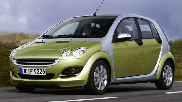 Waiting for a new four-door Smart car in the States? Keep waiting ...