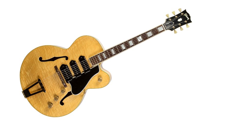 Joe Bonamassa showcases the best of his breathtaking guitar and amp ...