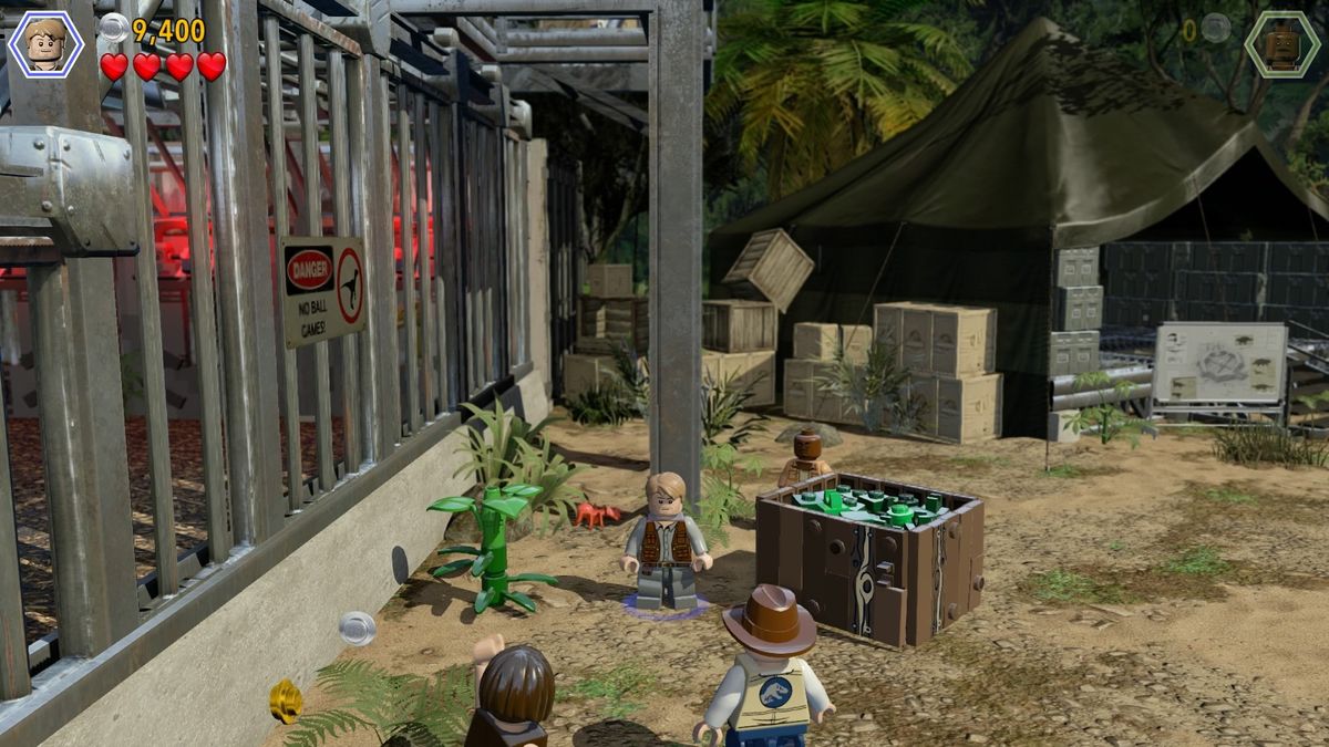 Welcome to Jurassic World - Lego Jurassic World Minikit and Amber ...
