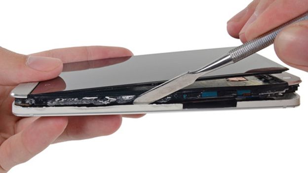 Try not to break your HTC One. It's harder to fix than the iPhone ...