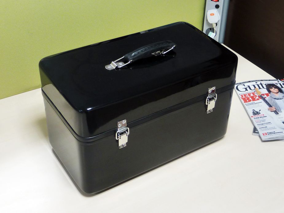 Unboxing: Queen guitarist Brian May's Deacy Amp Replica | MusicRadar