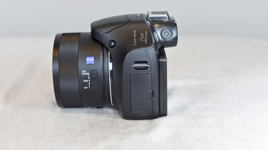 Build quality and handling - Sony HX400V review - Page 2 | TechRadar