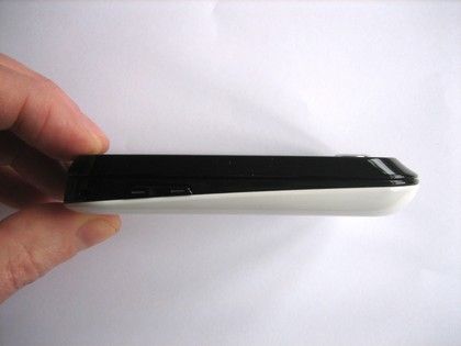 Samsung Genio Slide: Design and handling - Samsung Genio Slide review ...