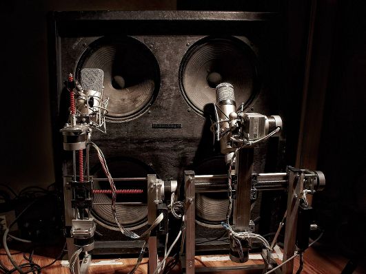 Rammstein's Native Instruments Rammfire plug-in - Behind the scenes ...