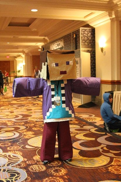 MineCon 2011 Photo Gallery - Updated!: Page 7 - Page 7 | GamesRadar+