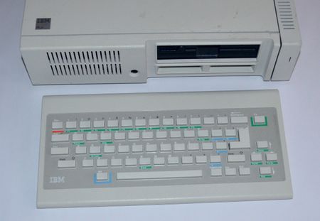 A look back at the weird, terrible keyboards of '70s and '80s PCs | PC ...