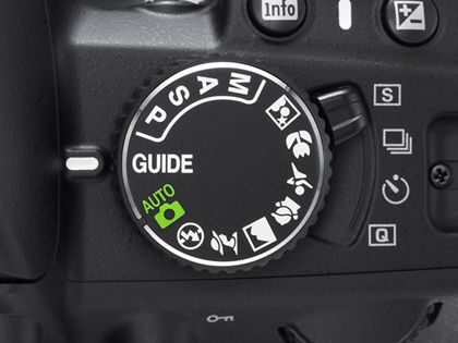 Controls and Features - Nikon D3100 review - Page 3 | TechRadar