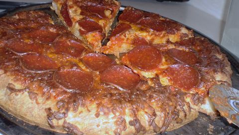 Acheesements that belong in Pizza Huts Xbox 360 app | GamesRadar+