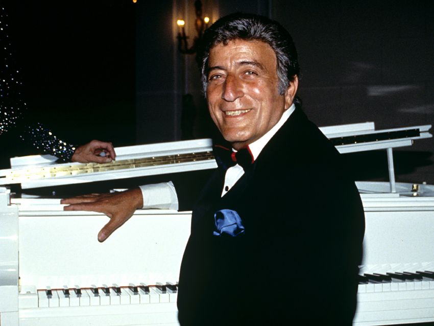 Interview: The Eagles' Glenn Frey on his album After Hours track-by ...