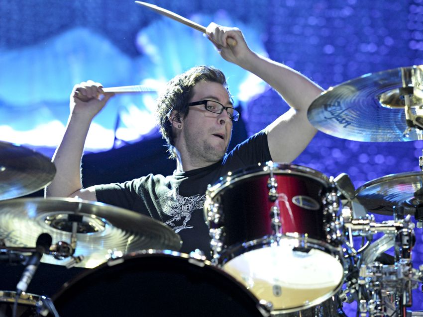 Interview: Chevelle's Sam Loeffler on new album, Hats Off To The Bull ...