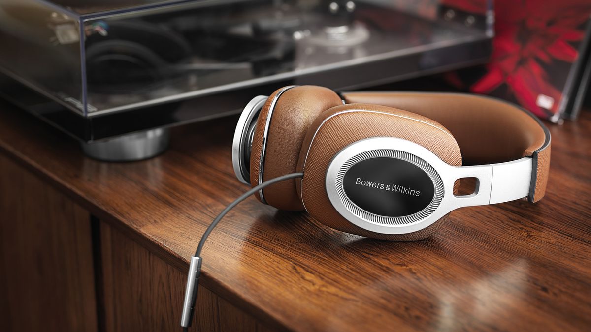 B&W P9 Signature headphones offer sumptuous sound (if you've got the ...