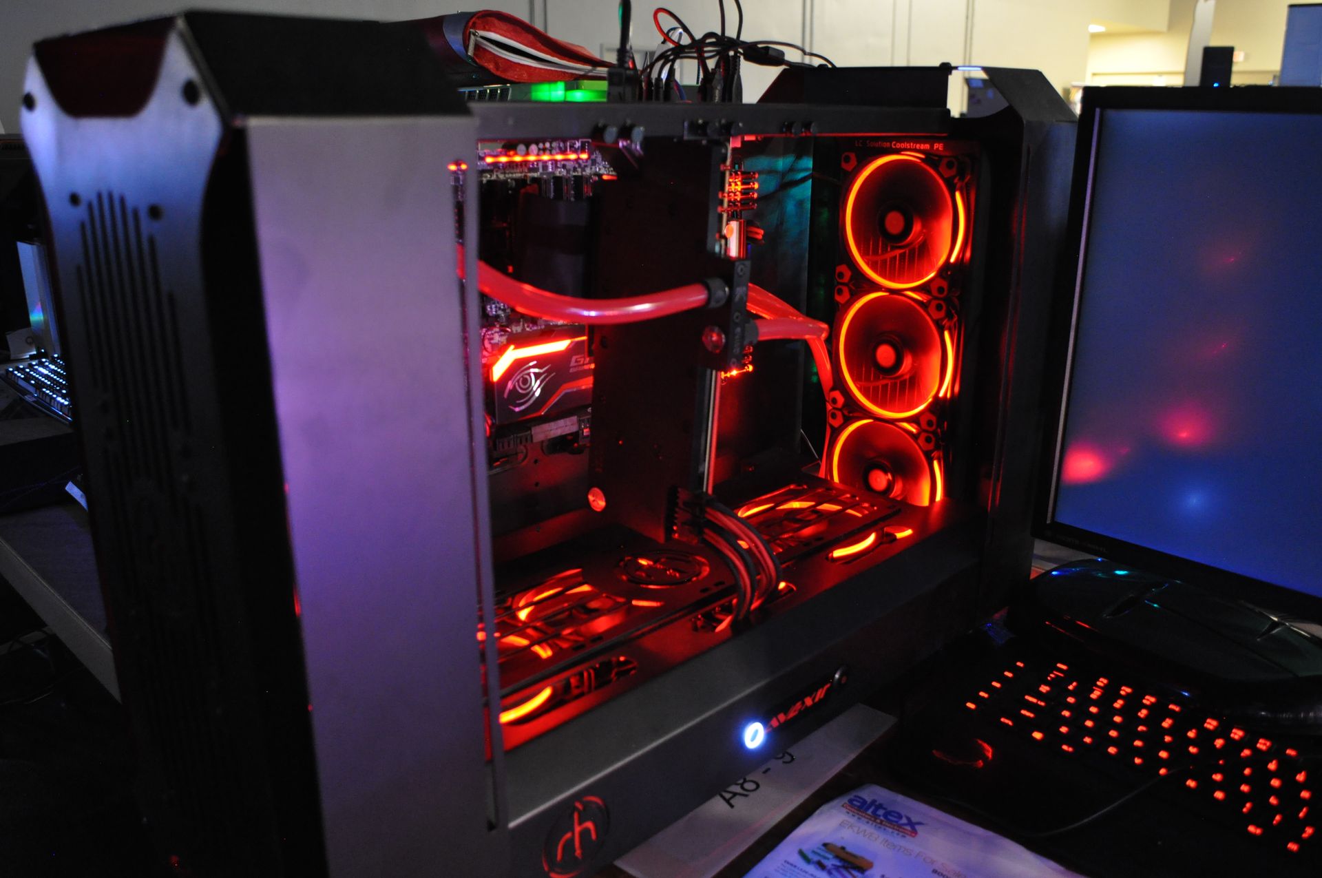 QuakeCon: The best case mods from North America's biggest LAN | PC Gamer