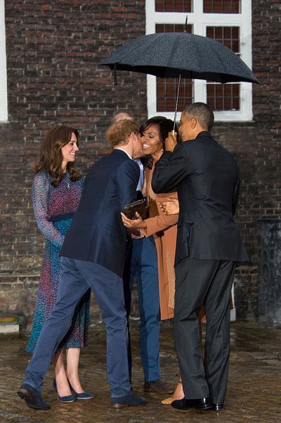 Obama and Prince George Photos - Obamas Lunch With Queen And Dine With ...