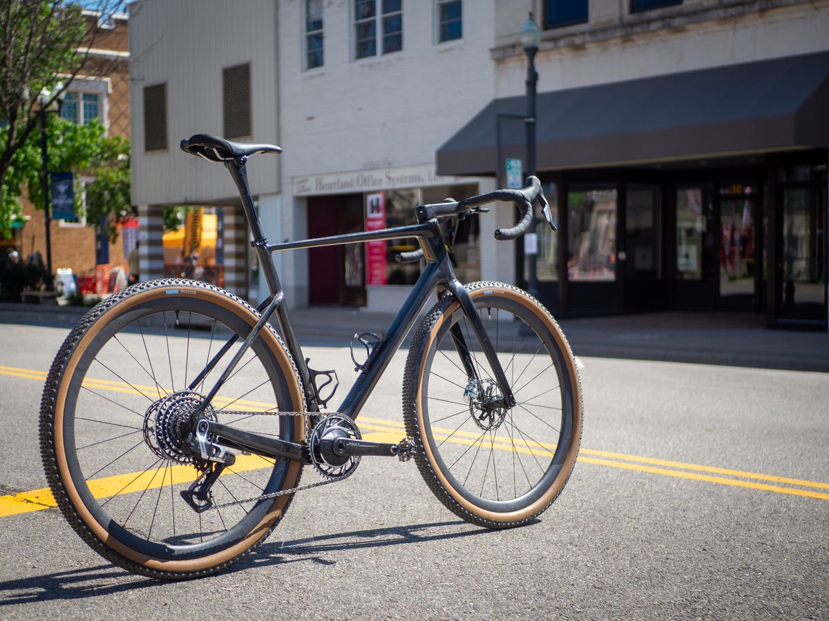 What is a Factor Aluto? I just took David Millar's unreleased gravel ...