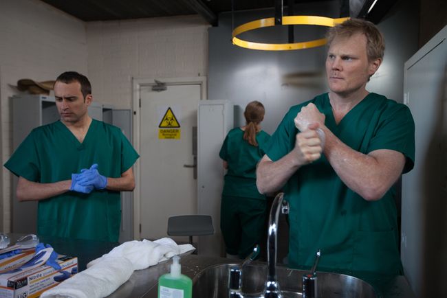 Gory Guts: Photos of a T. Rex Autopsy | Live Science