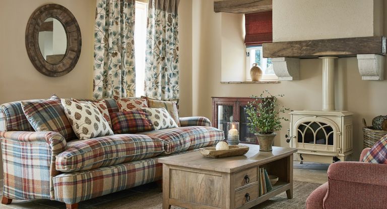 Cottage living rooms: 11 rustic decorating ideas | Real Homes