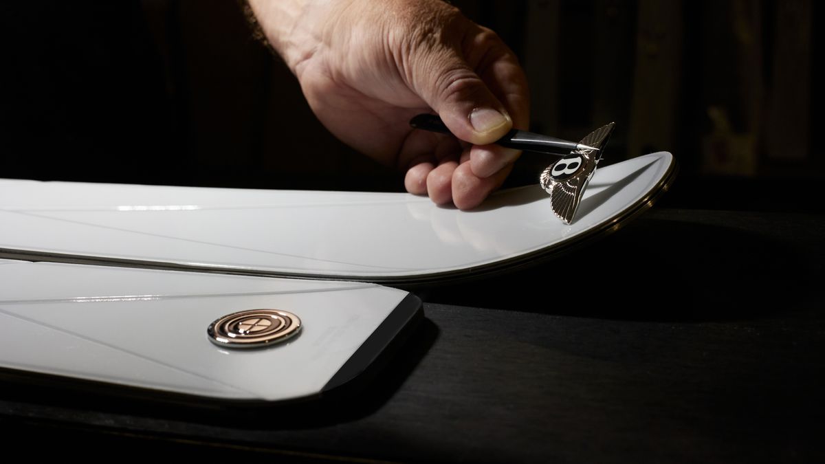 These Bentley-branded Bomber skis are perfect for your next Alpine ...
