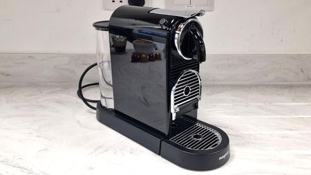 Here's why your Nespresso has a flashing red light, and what to do ...