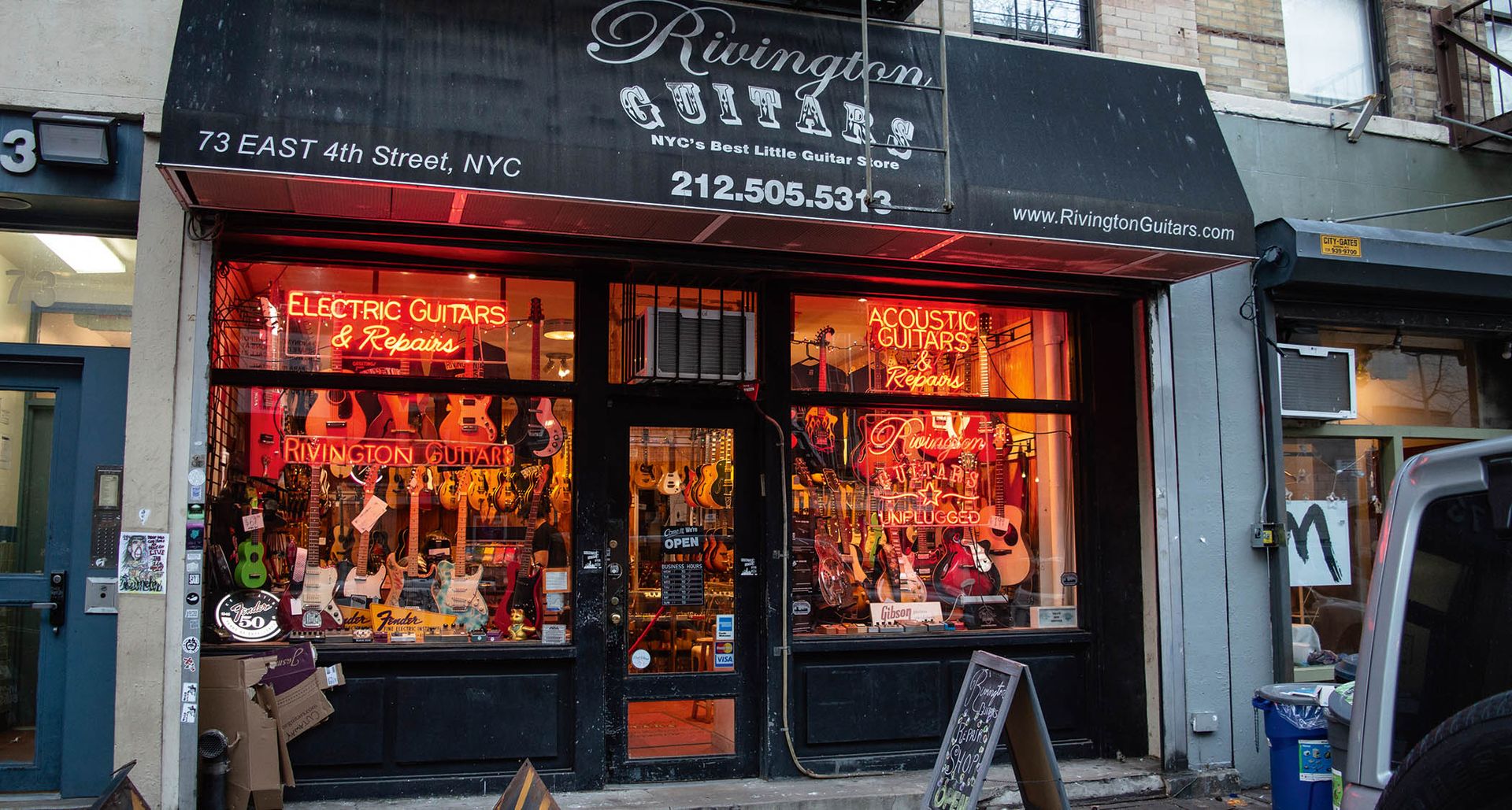 The essential guide to New York City guitar stores | Guitar World
