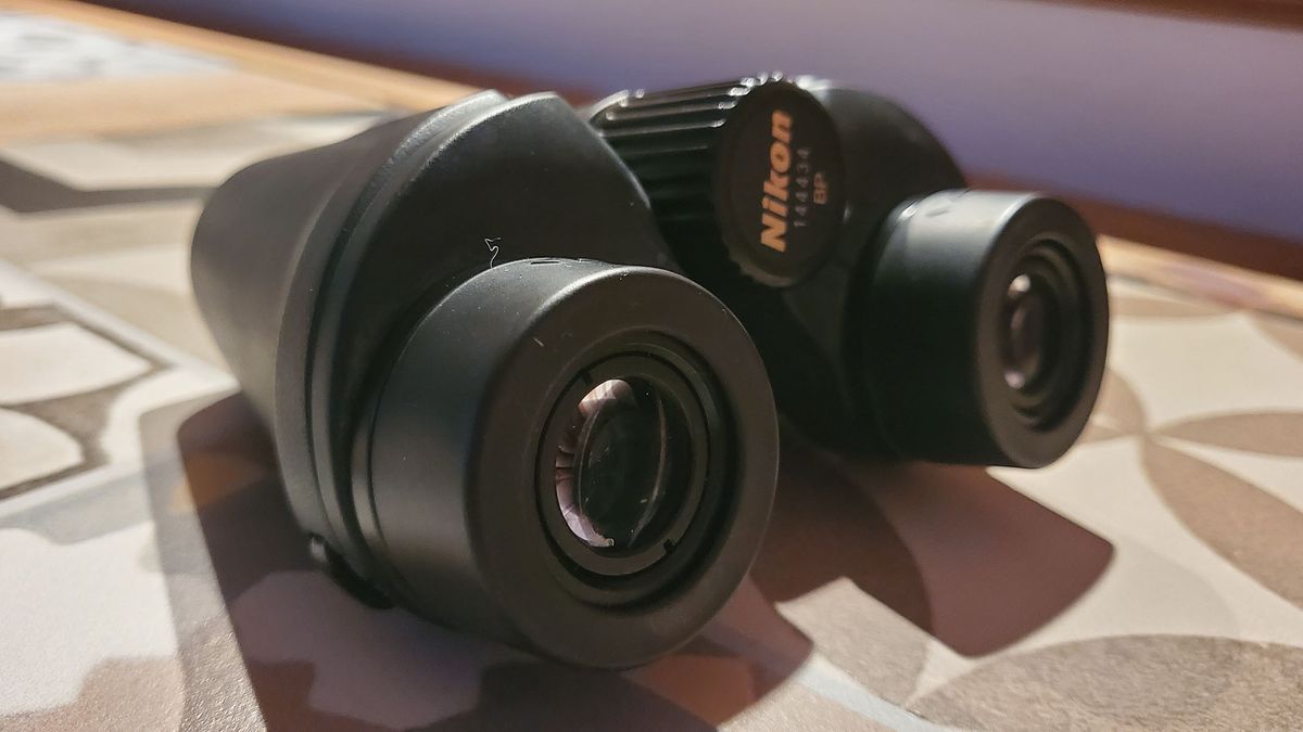 Nikon Travelite EX 8x25 binocular review | Live Science