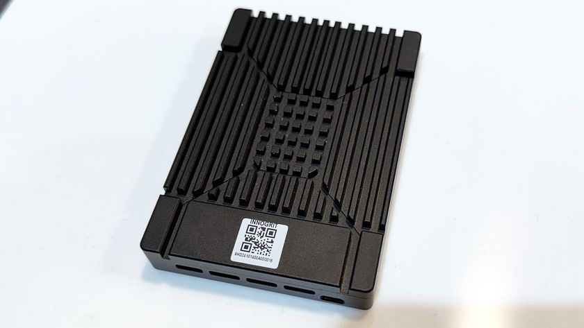 Micron unveils industry's first 60TB SSD with a PCIe 5.0 x4 interface ...