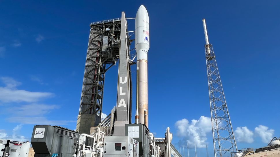 Watch Atlas V rocket launch Amazon's 1st internet satellites today | Space