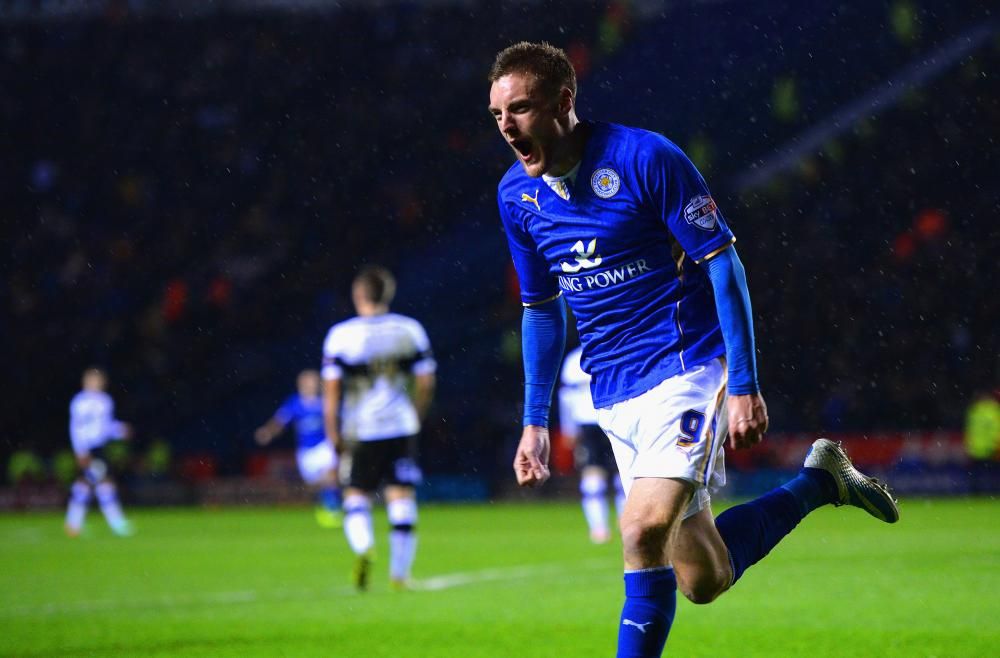 Vardy signs new four-year Leicester contract | FourFourTwo