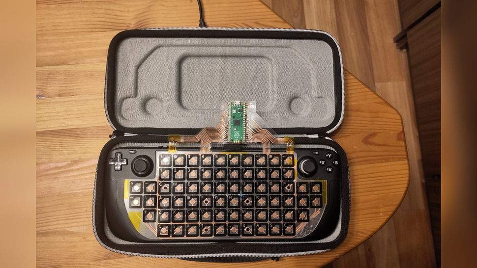 Raspberry Pi Pico Flexible Keyboard Fits Inside Steam Deck Case | Tom's ...