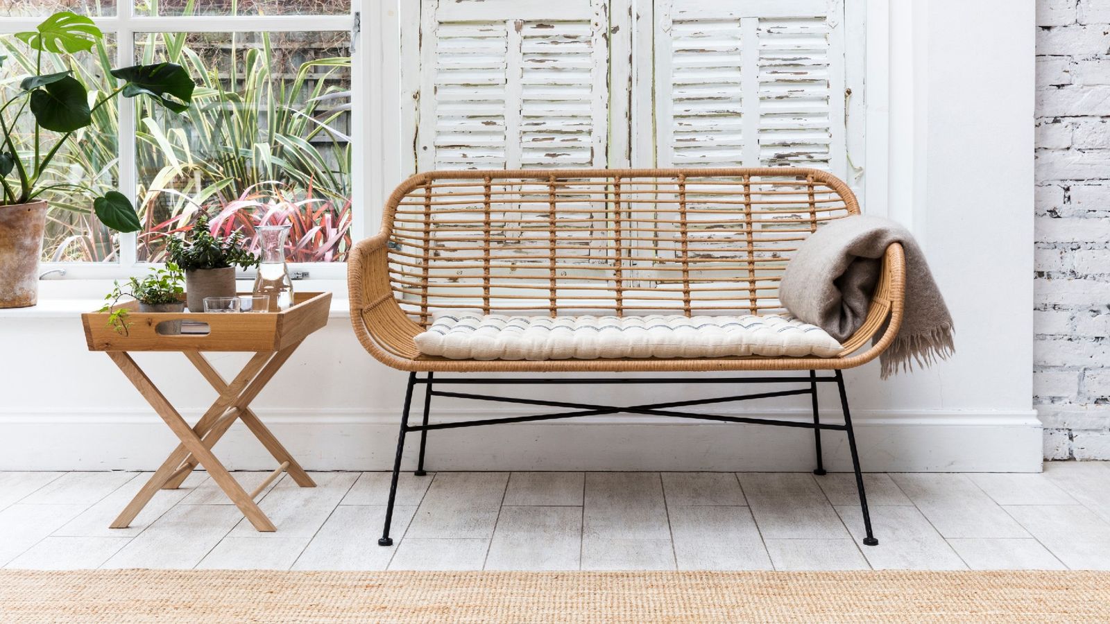 Best garden benches: must-have outdoor benches | Real Homes