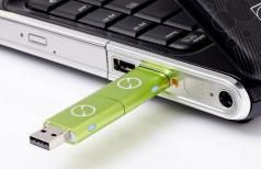 iTwin Review | Storage Accessory Reviews | Laptop Mag