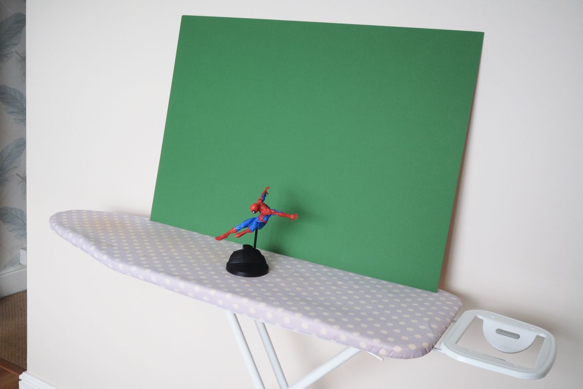 Home photography ideas: Superhero super shots using a DIY green screen ...