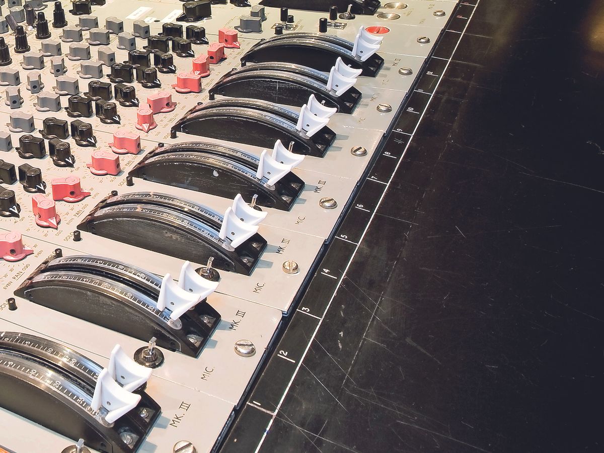 Analogue and digital sound explained | MusicRadar