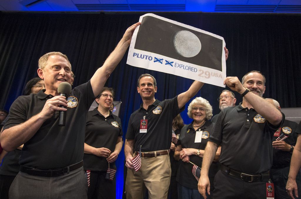 Encounters with Distant Worlds: Q&A with New Horizons' Alan Stern | Space
