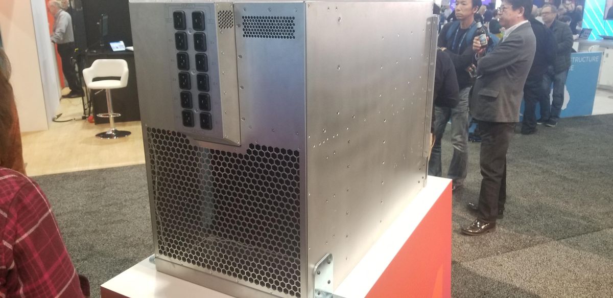 World's Largest Chip Gets a New Home: Inside the Cerebras CS-1 System ...