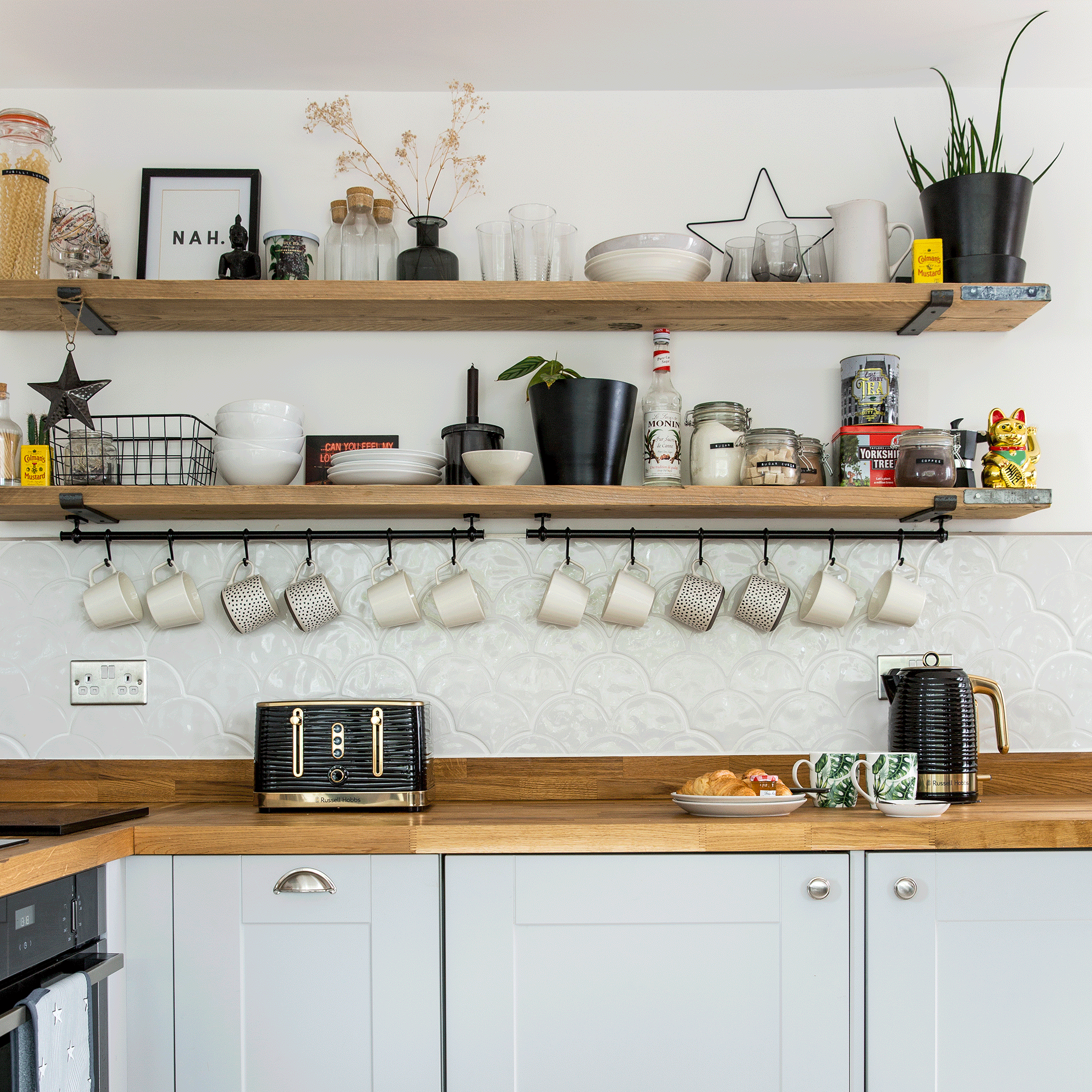 How to organise a small kitchen - 16 ways to make the most of a small ...