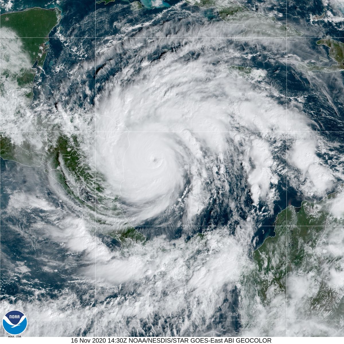 Record-breaking Hurricane Iota churns toward Central America (satellite ...