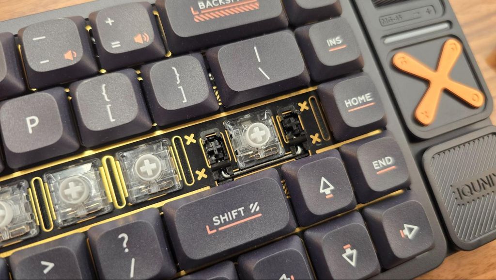 iQunix Magi65 Pro Review: Low Profile, High-End Typing | Tom's Hardware
