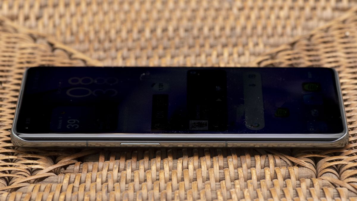 Oneplus 11 5g Review A Scrappy Contender For Those In The Know Techradar