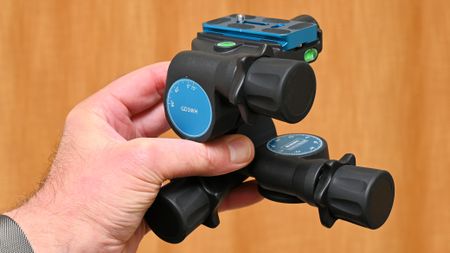 Best iPhone camera grips: rigs and cages to hold your smartphone steady ...