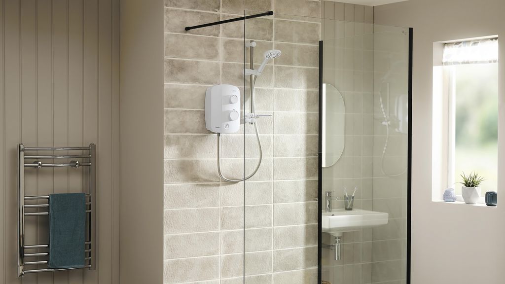What is a power shower? How they are different to other types of ...