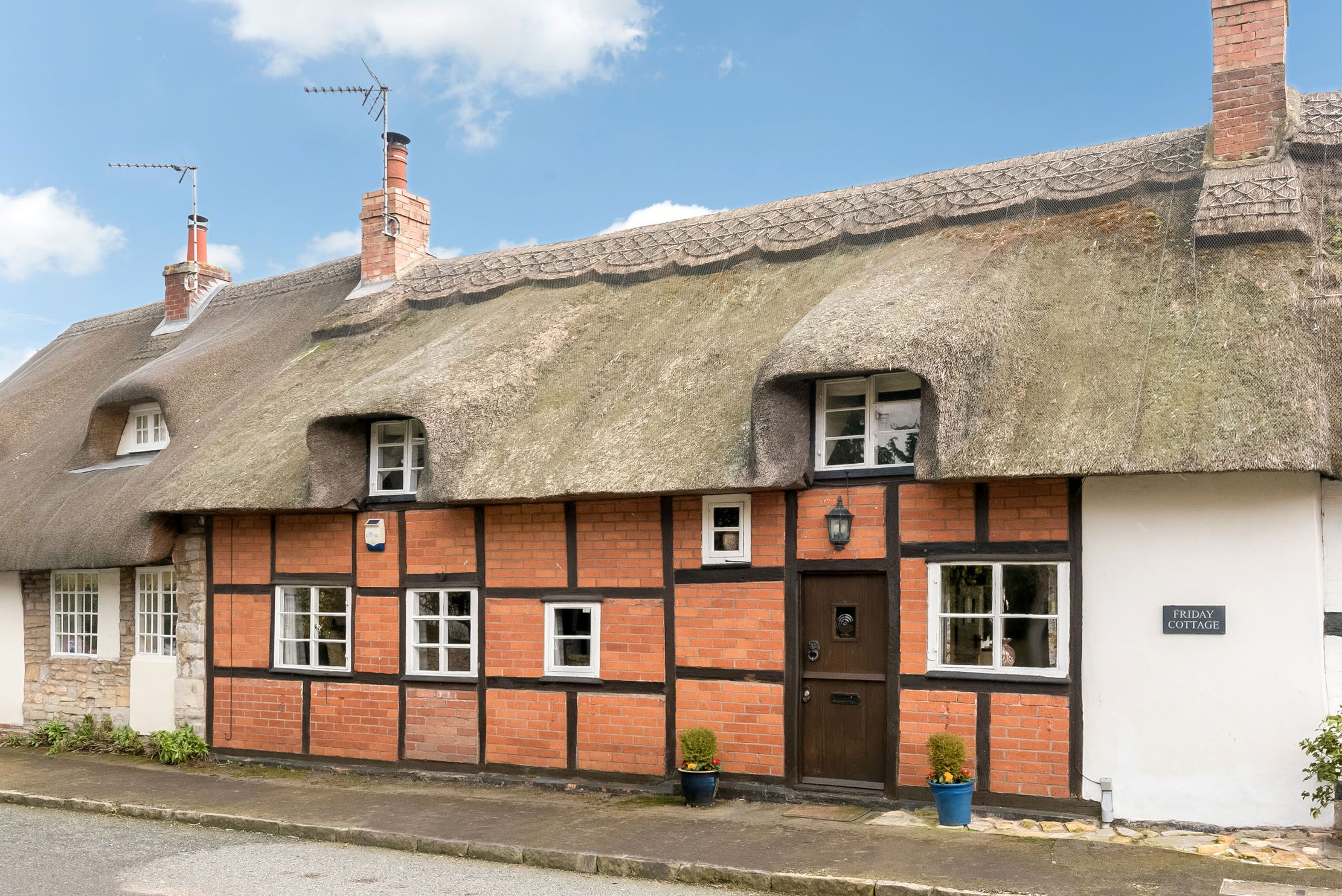 A picture-postcard cottage under £400,000 in the heart of a pretty ...