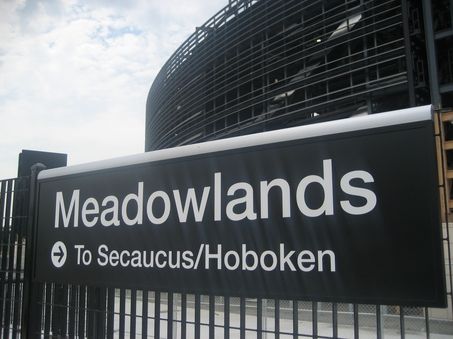 Cablevision Opens Up WiFi at 11 NJ Transit Stations | Next TV