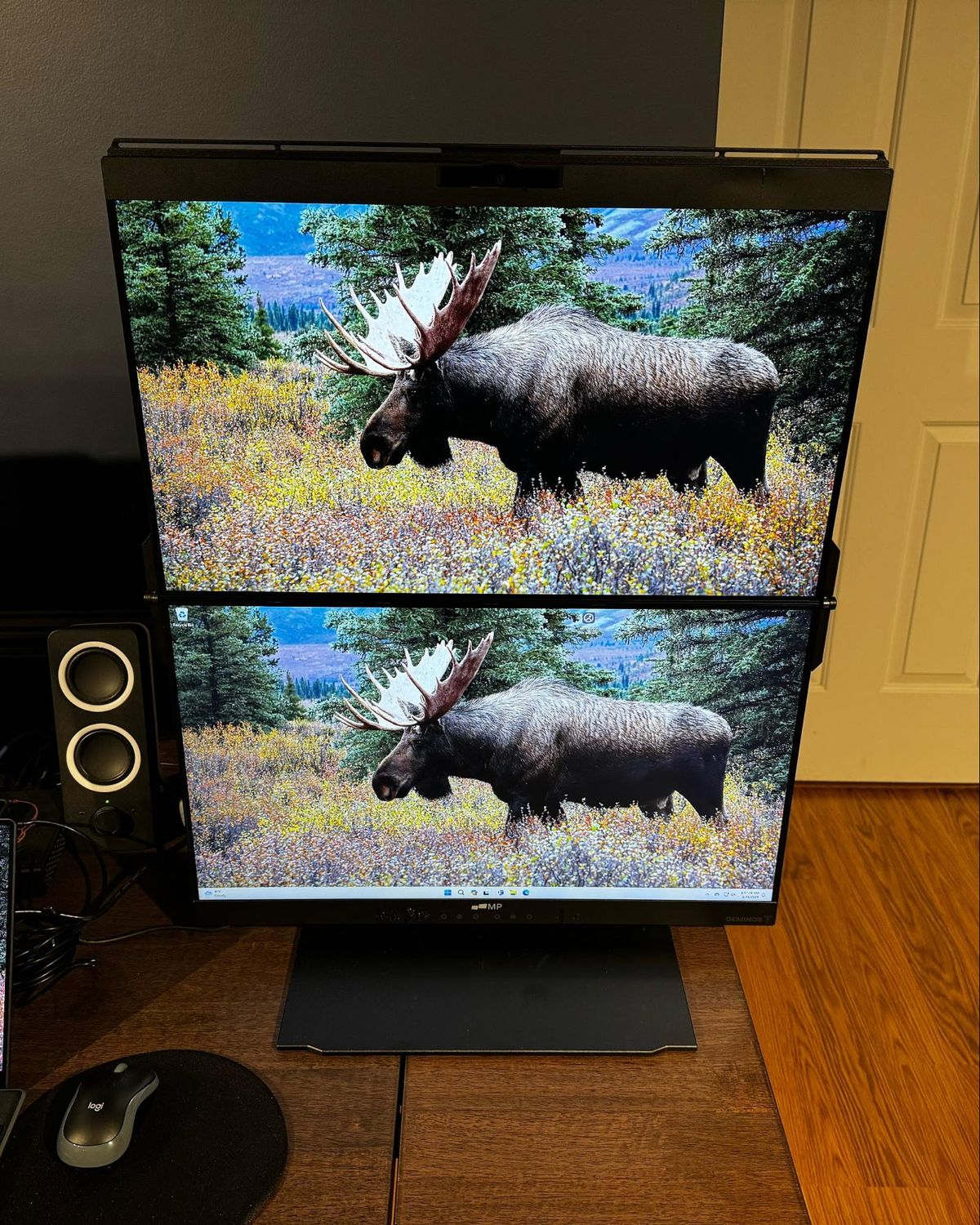 Mobile Pixel Geminos T Monitor Review: Dual 24-inch Displays and Touch ...