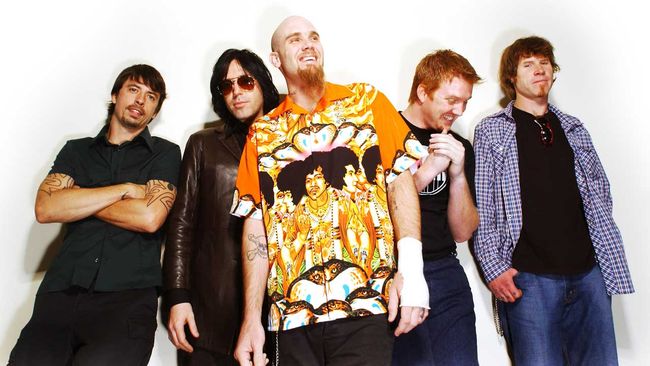 Primus: the story of Wynona's Big Brown Beaver, from Winona Ryder to ...