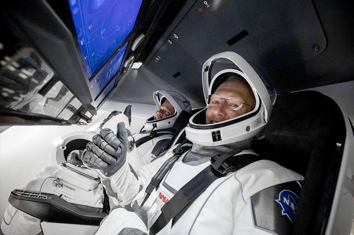 SpaceX crewmates Doug Hurley, Bob Behnken get Space Medal of Honor | Space