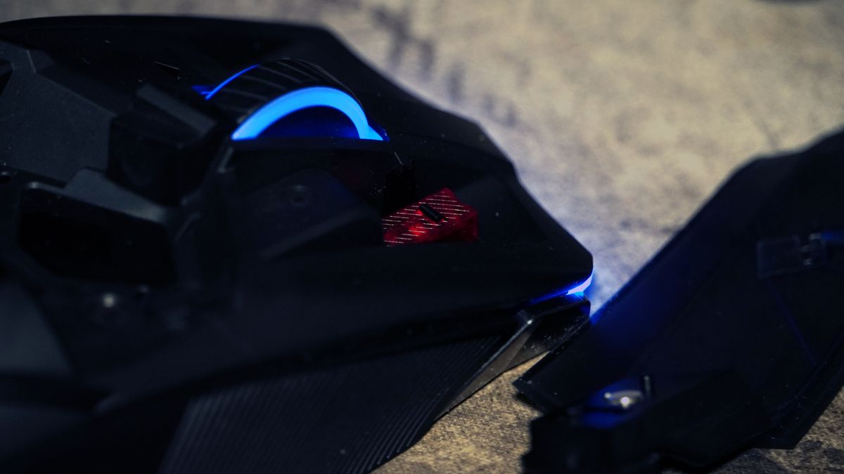 Asus ROG Chakram X Review: Gaming Mouse Potential, Squandered | Tom's ...