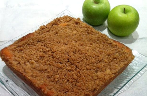 Apple crumble slice | British Recipes | GoodtoKnow
