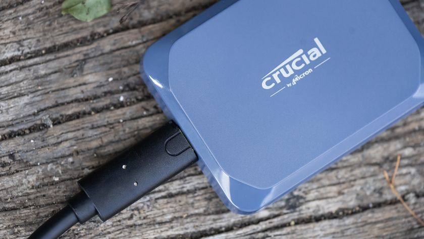 Caldigit TS5 Plus Thunderbolt 5 dock review: speeding by the dock, oh ...