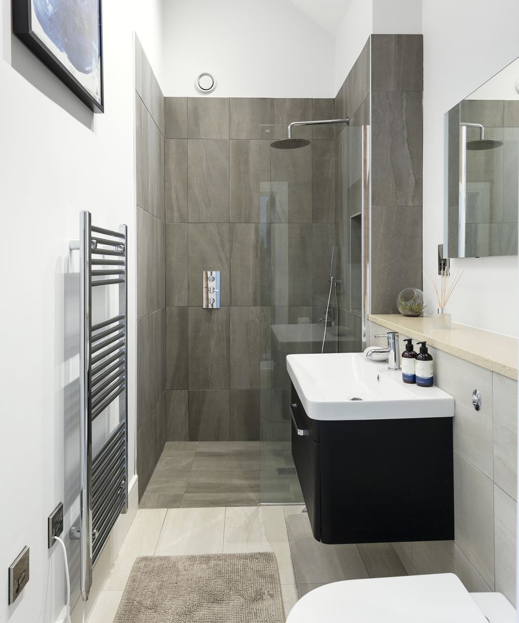 11 small downstairs bathroom ideas to transform your home | Homebuilding