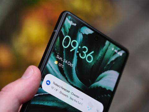 Google Pixel 6 review: The best Android phone under $600 — if you can ...